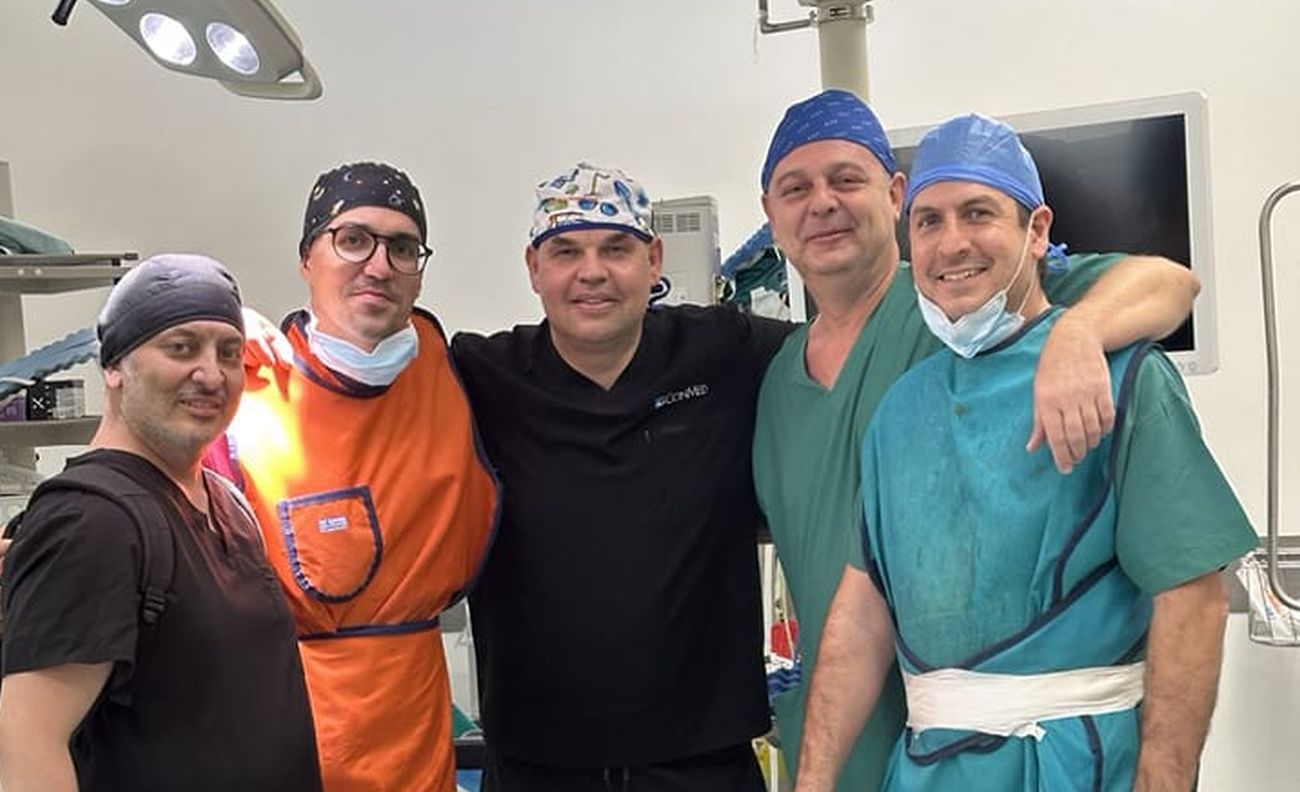 Πρωτοποριακή αρθροσκοπική αποκατάσταση στο Ιατρικό Διαβαλκανικό από τον ...